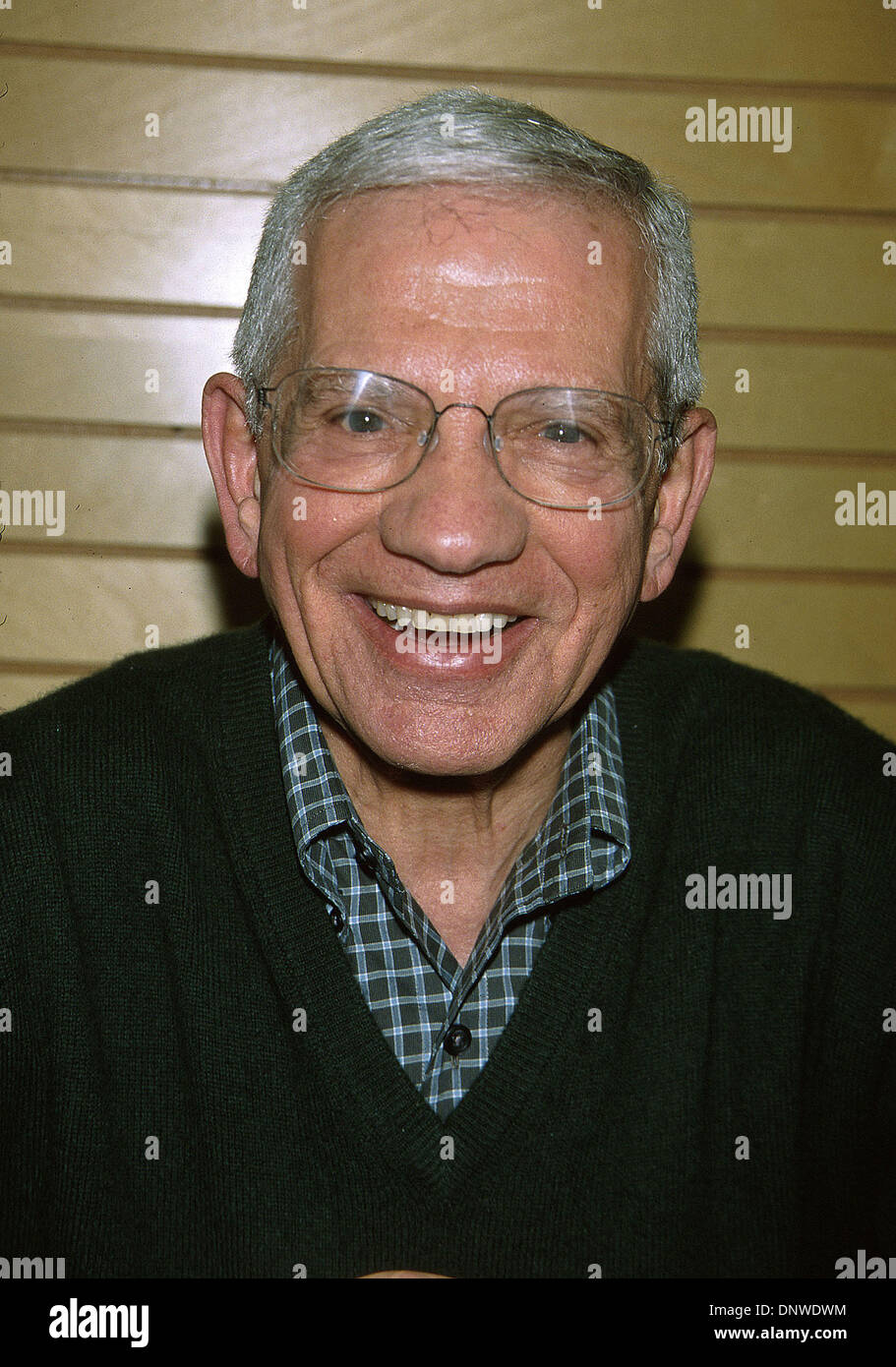 Mar. 3, 2002 - K24252MR: ROBERT CLARY BOOK SIGNING ''FROM THE HOLOCAUST ...