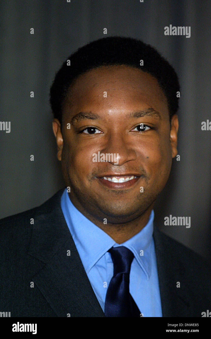 May 16, 2002 - K25086JBB UPN UPFRONT FALL 2002-2003.SCHEDULE, MADISON ...