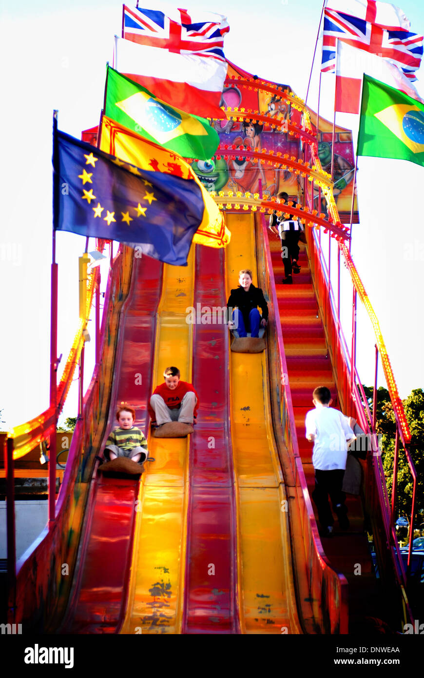 Newcastle hoppings funfair hi-res stock photography and images - Alamy