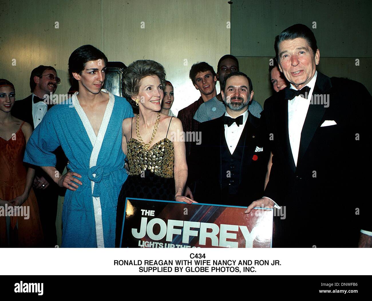 June 16, 1999 - C434.RONALD REAGAN WITH WIFE NANCY AND RON JR..SUPPLIED BY (Credit Image ...