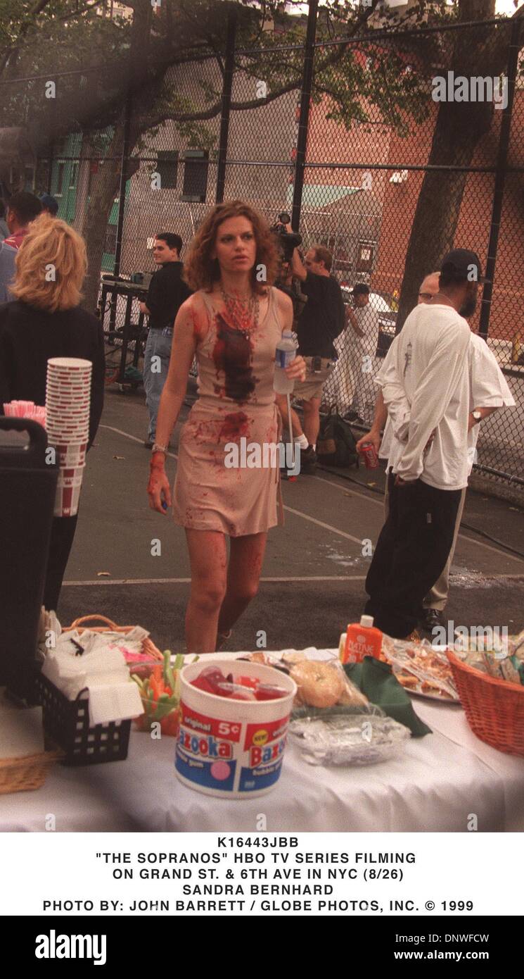 Aug. 26, 1999 - K16443JBB.''THE SOPRANOS'' HBO TV SERIES FILMING .ON ...