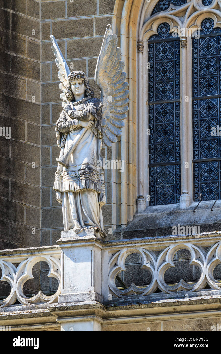 Detail gothic architecture hi-res stock photography and images - Alamy