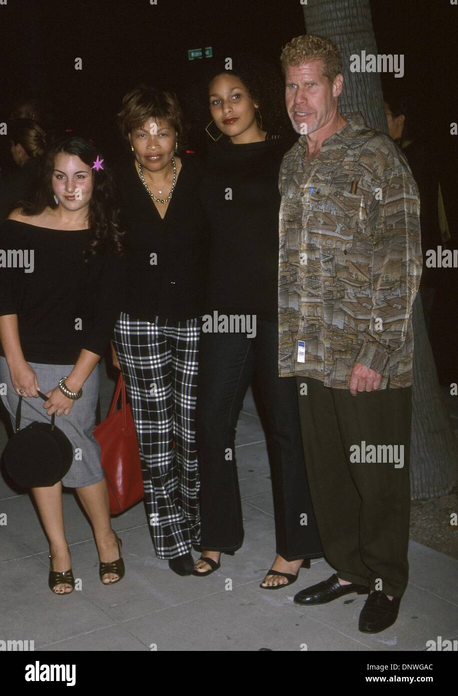 Ron perlman and family hi-res stock photography and images - Alamy