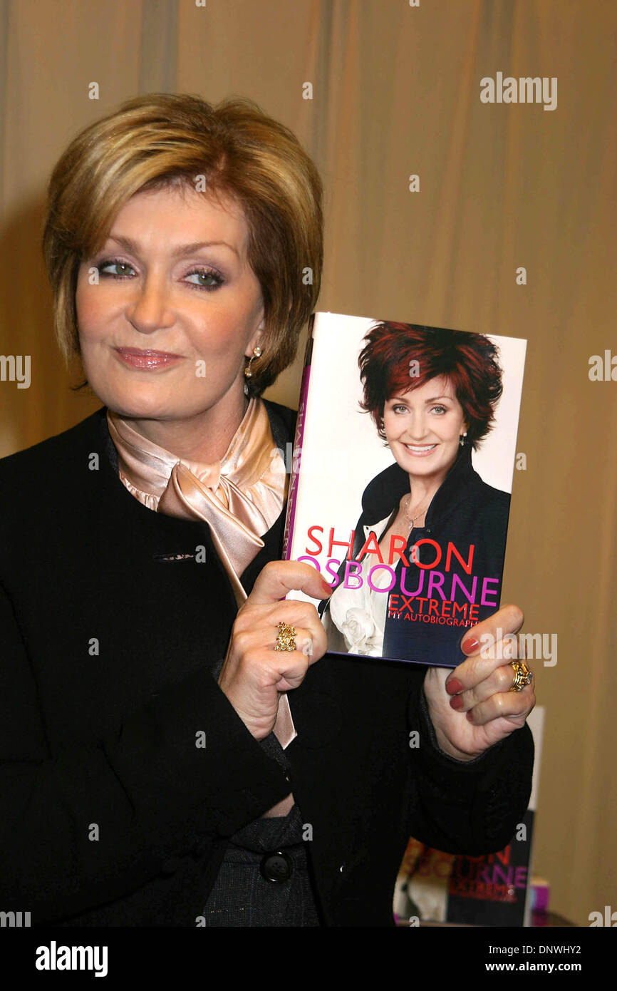 Jan. 1, 1980 - K50438PSC.SHARON OSBOURNE PROMOTES HER NEW BOOK SHARON ...
