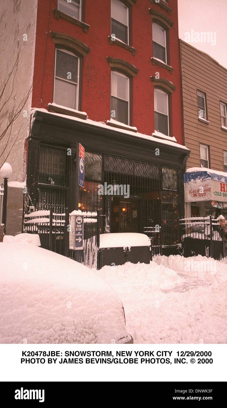 Jan. 12, 2001 - K20478JBE: SNOWSTORM, NEW YORK CITY 12/29/2000. JAMES ...
