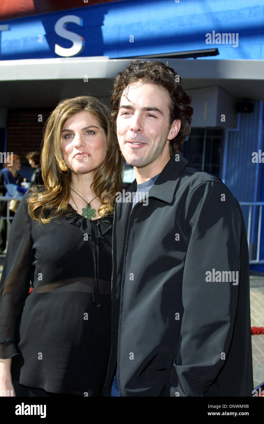 Feb. 2, 2002 - K23959TR SD0202.Premiere Big Fat Liar Loews theater ...