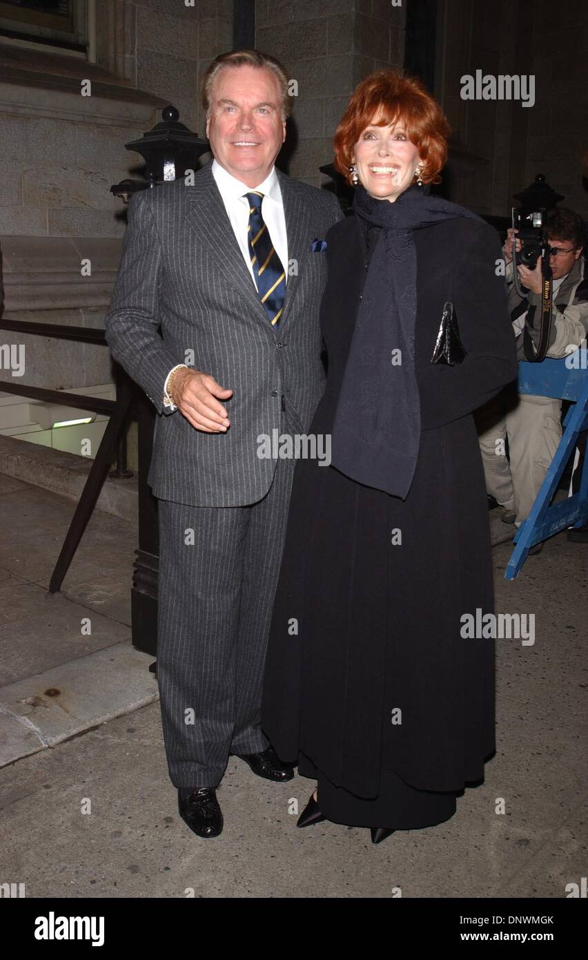 Jill st john and robert wagner hi-res stock photography and images - Alamy