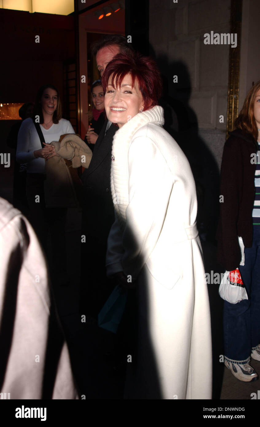 Ozzy sharon osbourne 2002 hi-res stock photography and images - Alamy