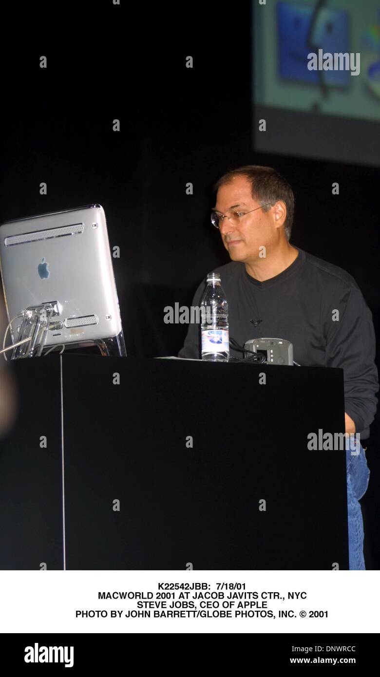 July 18, 2001 - New York, New York, U.S. - Mac World 2001 Keynote ...