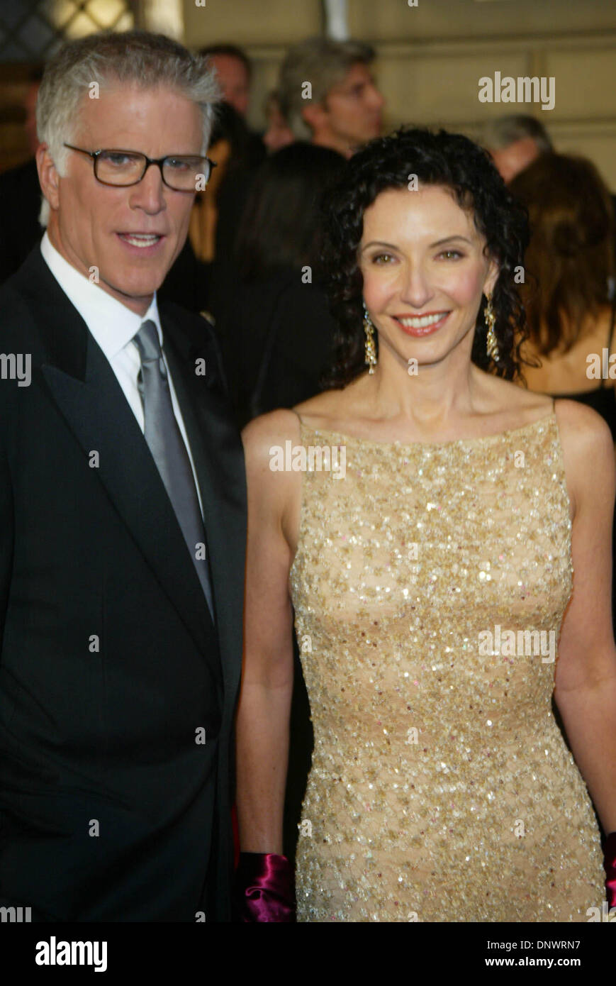 Michael danson hi-res stock photography and images - Alamy