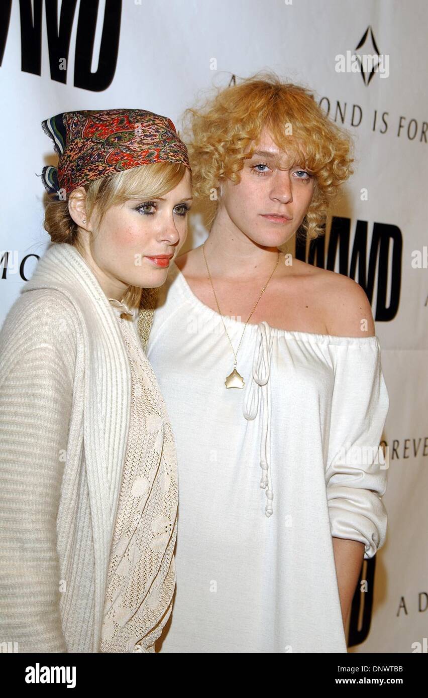 Chloe sevigny and tara subkoff hi-res stock photography and images - Alamy