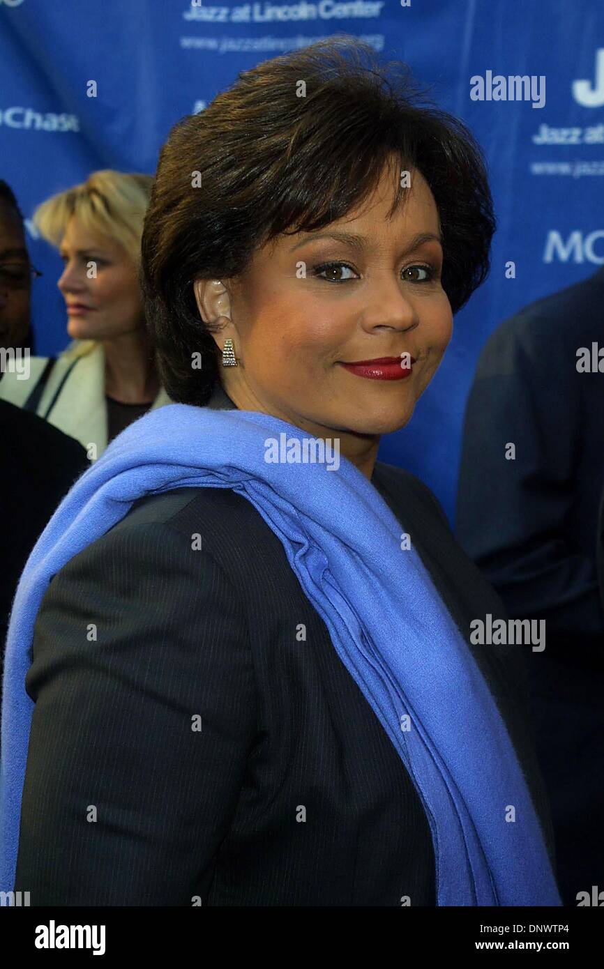 Sue simmons hi-res stock photography and images - Alamy