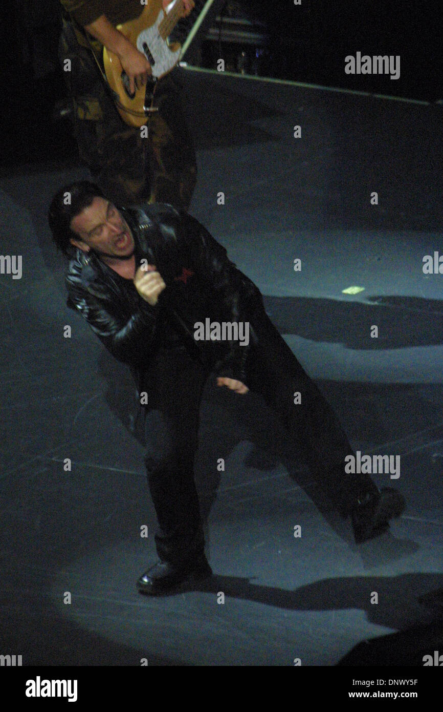 June 21, 2001 - K22229JBB: U-2 CONCERT AT.THE CONTINENTAL ARENA IN NEW ...