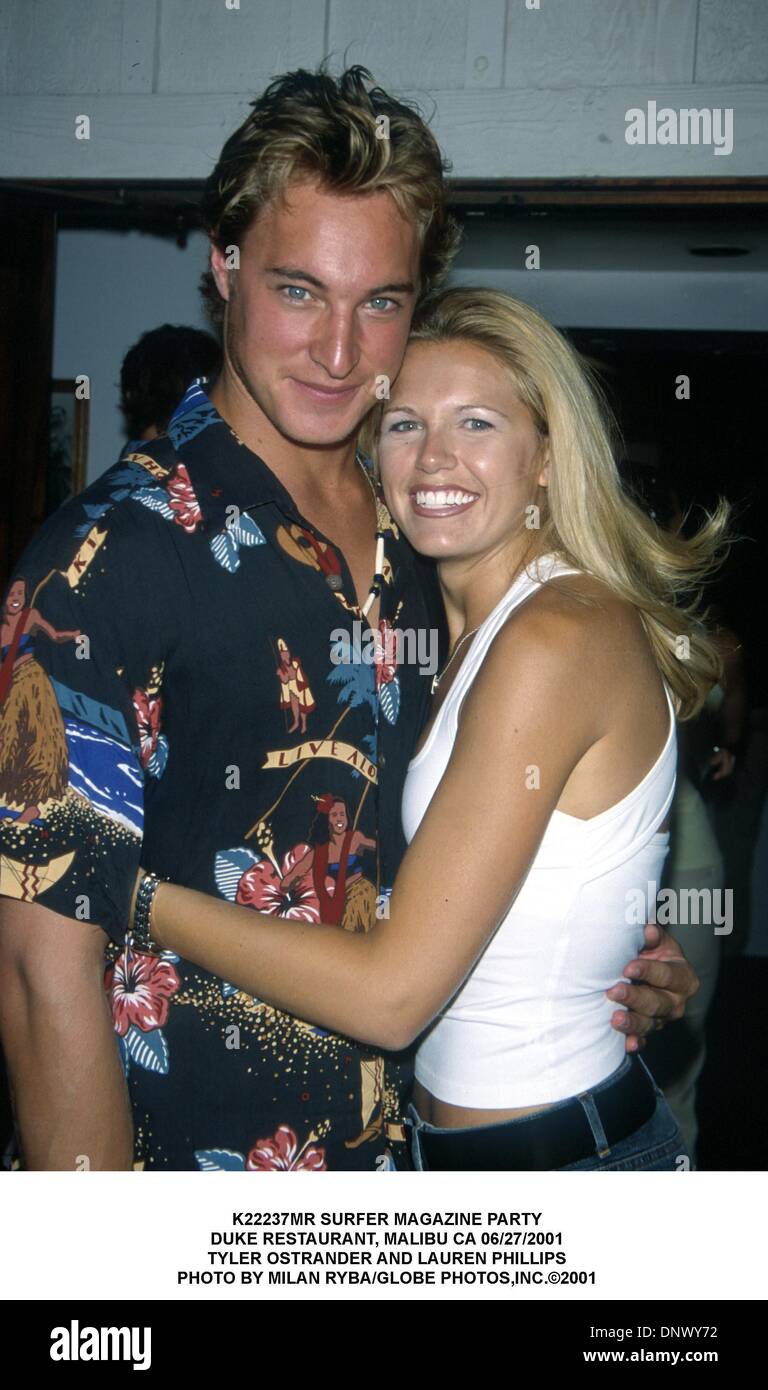 Surfer magazine hi-res stock photography and images - Alamy