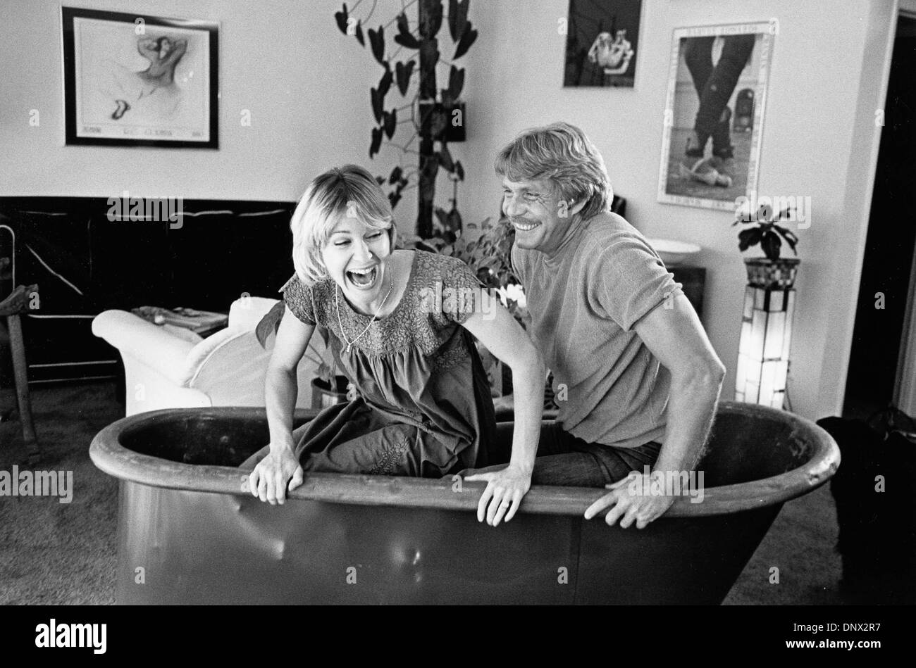 Dee wallace stone christopher stone hi-res stock photography and images ...