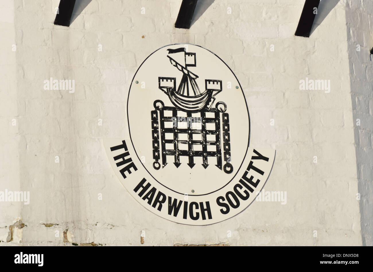 Portcullis logo hi-res stock photography and images - Alamy