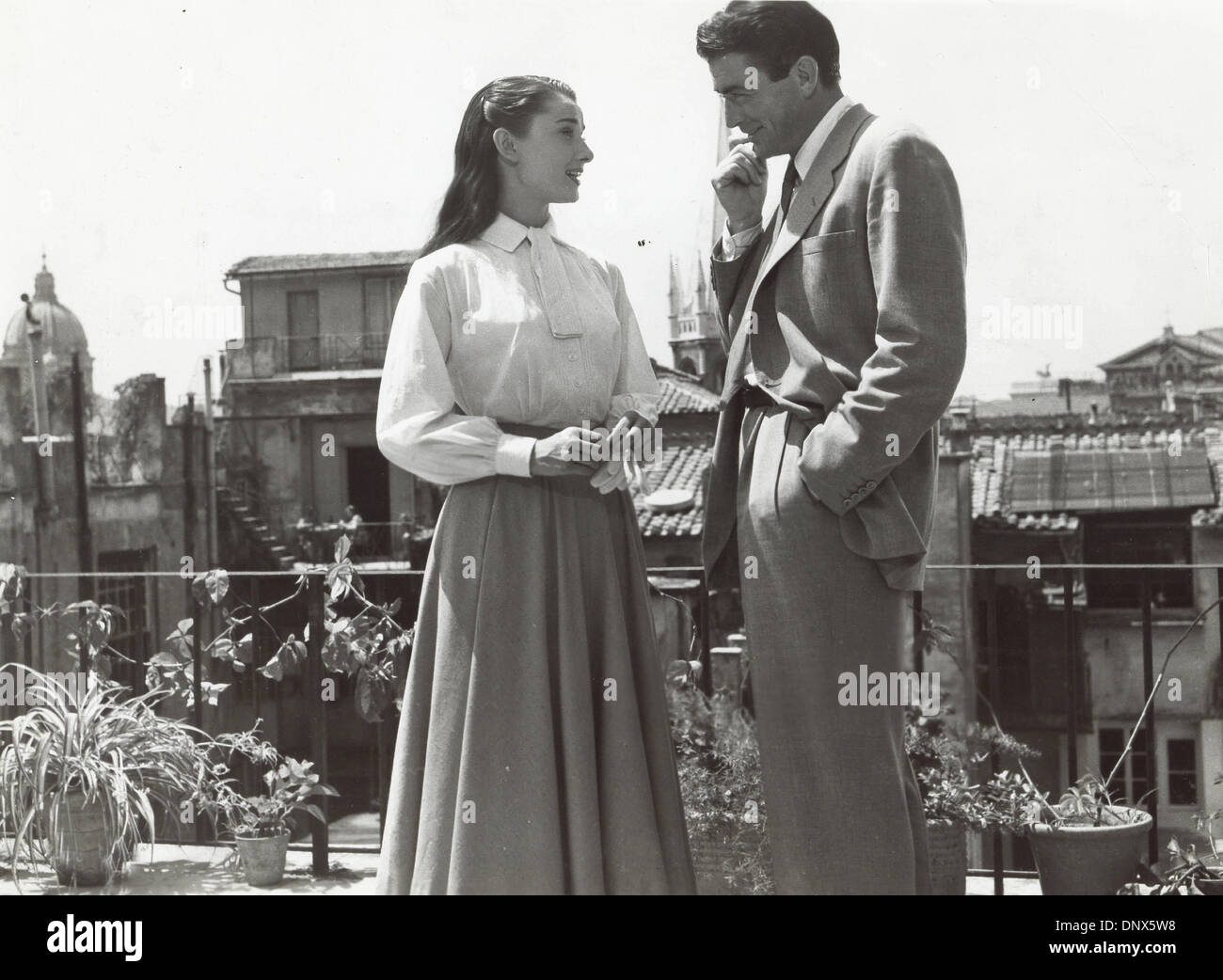 Audrey Hepburn Roman Holiday Stock Photos & Audrey Hepburn Roman ...