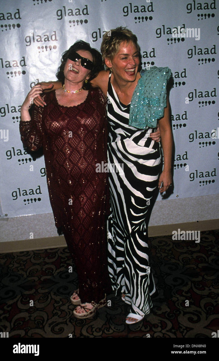 April 15, 1999 - Hollywood, California, U.S. - K15354FB.ROSEANNE ...