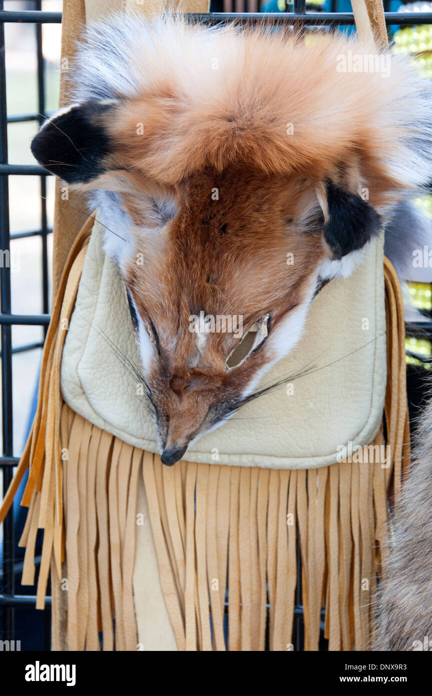Native canadian clothing hi-res stock photography and images - Alamy