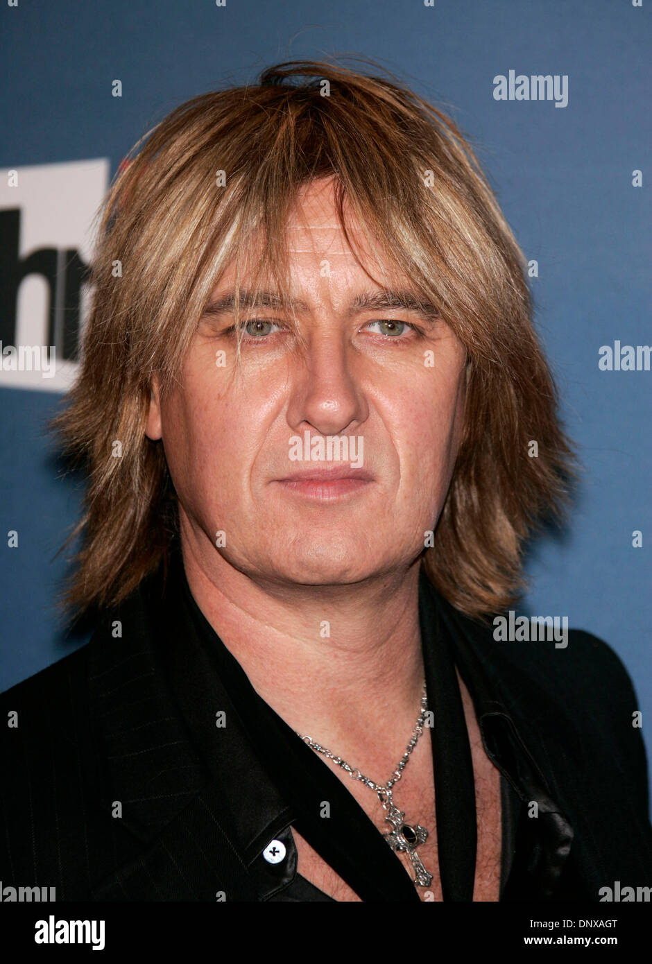 Def leppard singer joe elliott hi-res stock photography and images - Alamy