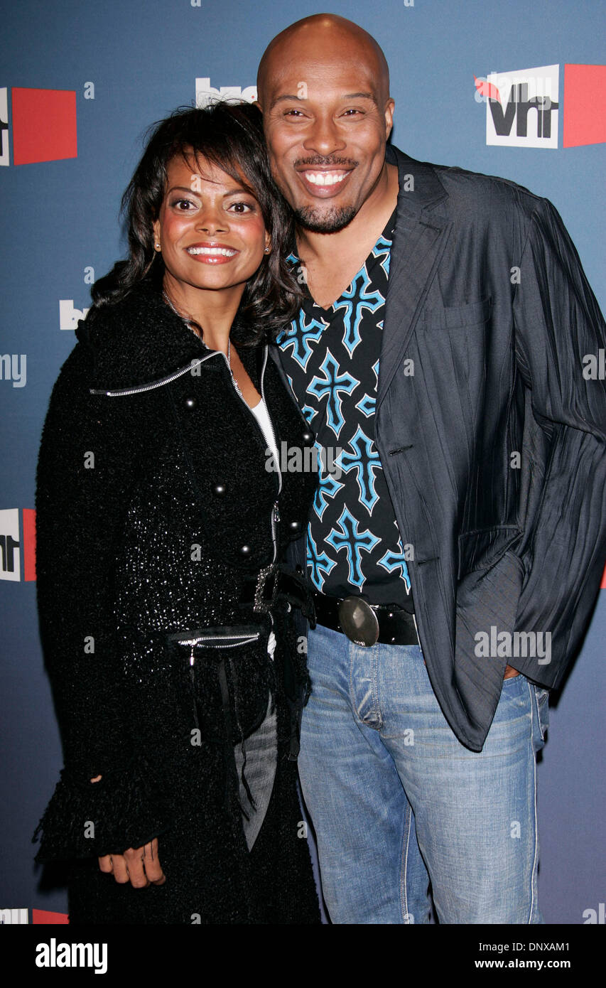 Joyce agu hi-res stock photography and images - Alamy