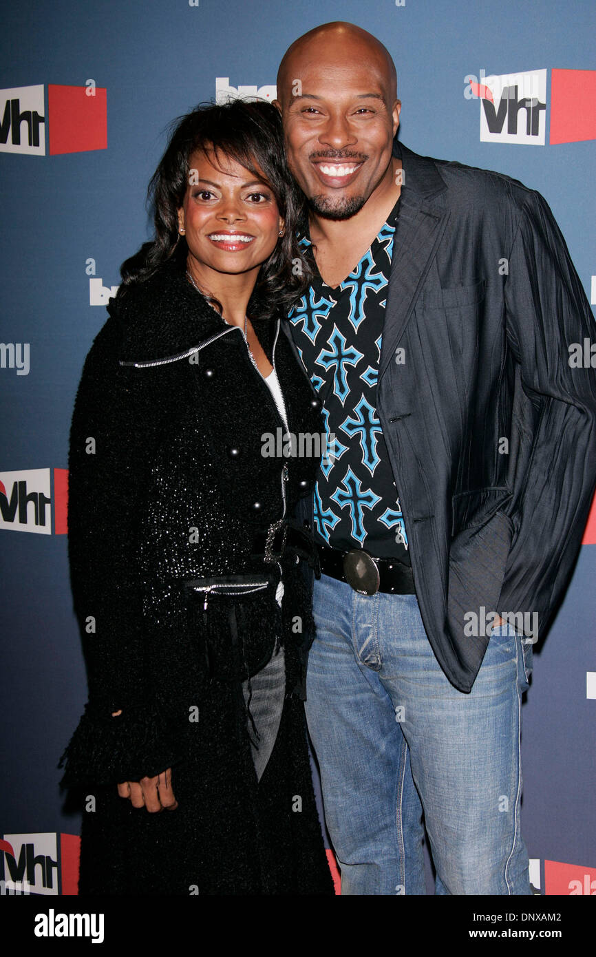 Joyce agu hi-res stock photography and images - Alamy