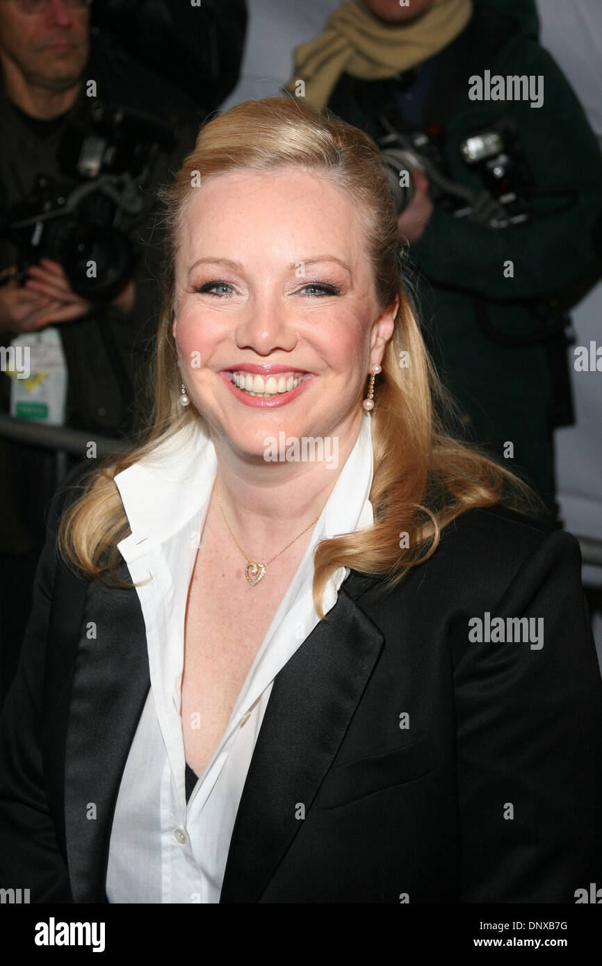 Strohman hi-res stock photography and images - Alamy