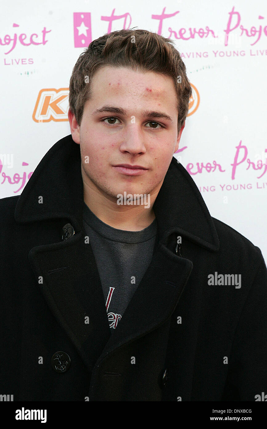 Dec 04, 2005; Hollywood, CA, USA; Actor SHAWN PYFROM during arrivals at ...