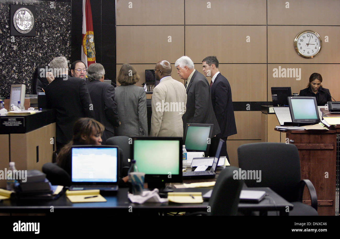 Man in witness stand hi-res stock photography and images - Alamy