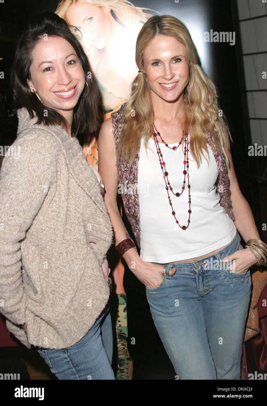 Dec 05, 2005; Los Angeles, CA, USA; Actresses MIA CROWE and CHANEL RYAN ...
