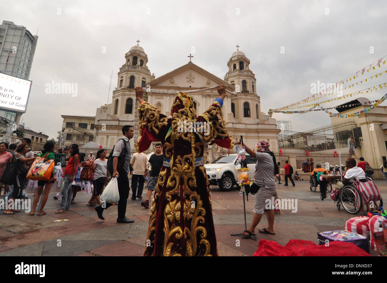 Manila, Philippines. 6th Jan, 2014. An eccentric religious devotee ...