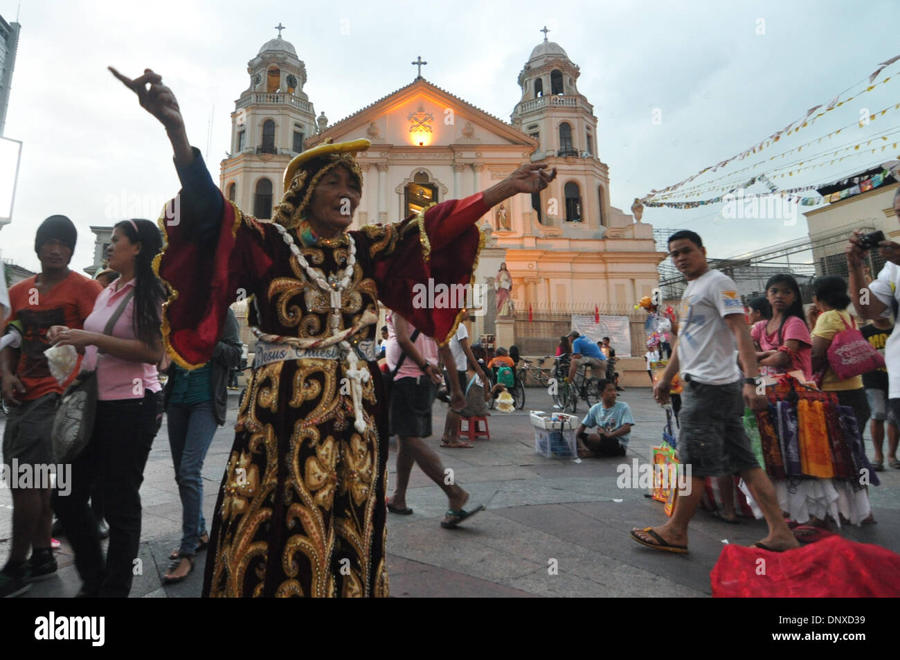Manila, Philippines. 6th Jan, 2014. An eccentric religious devotee ...