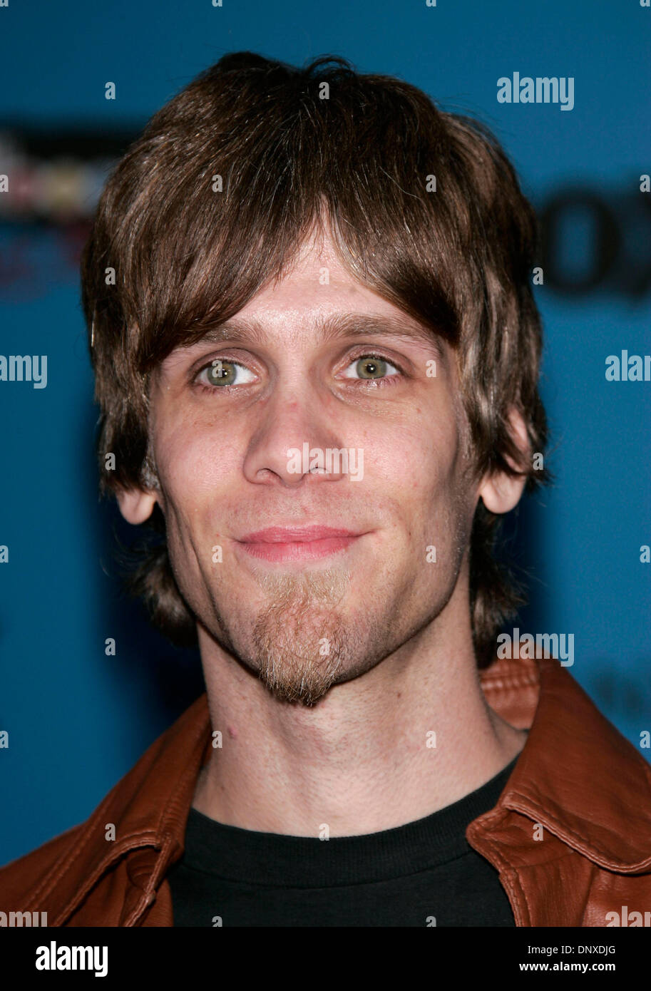 Dec 6, 2005; Las Vegas, Nevada, USA; Matchbox Twenty's KYLE COOK at the ...