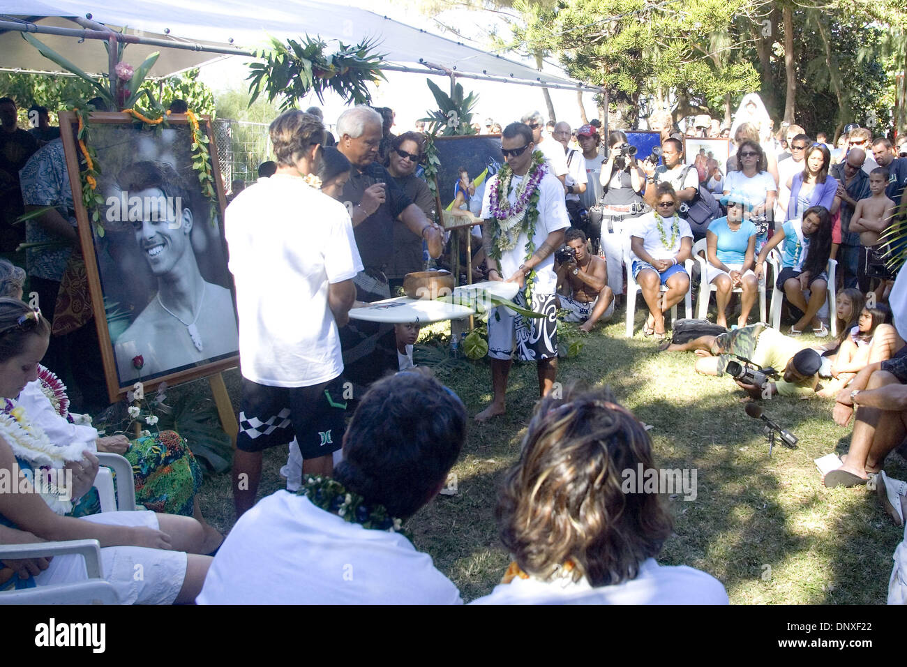 Funeral traditional hi hi-res stock photography and images - Alamy