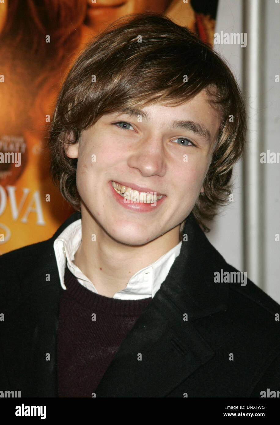 Dec 11, 2005; New York, NY, USA; Actor WILLIAM MOSELEY at the New York ...