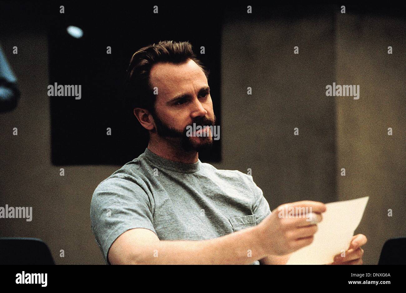 Lee tergesen oz hi-res stock photography and images - Alamy