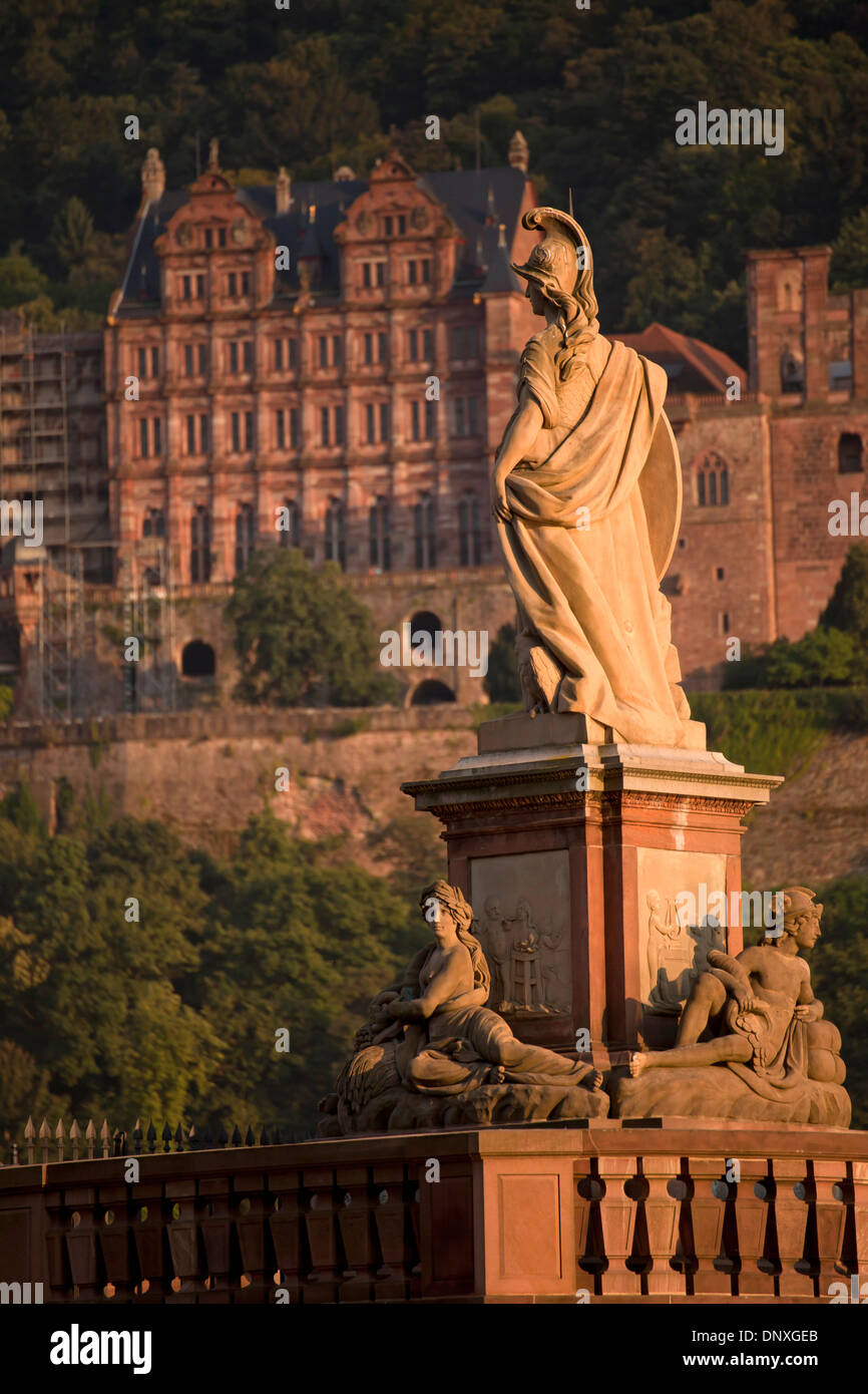 Minerva statue on the old bridge and the castle in Heidelberg, Baden ...