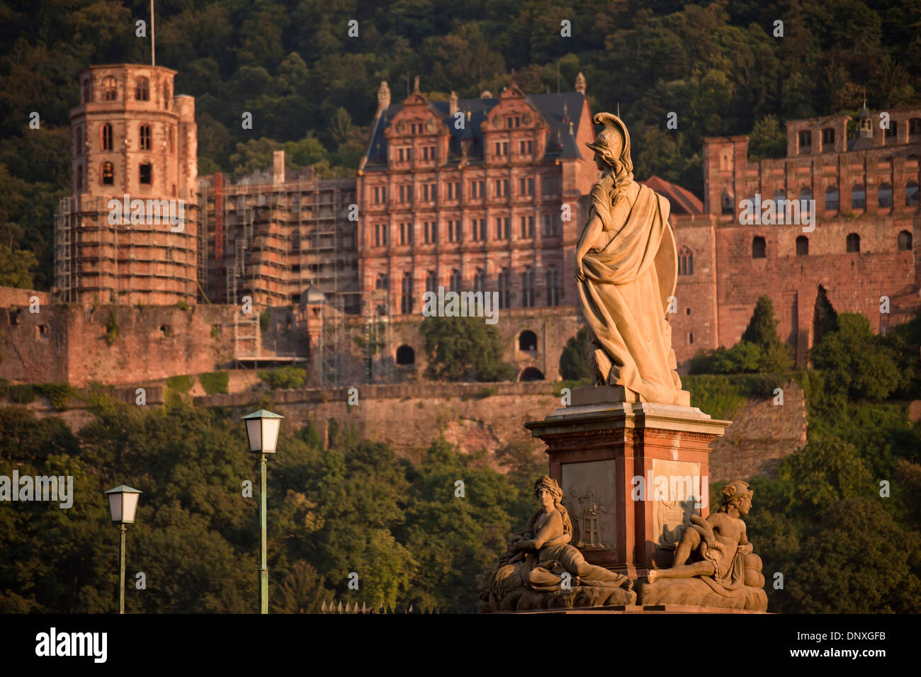 Statue heidelberg castle hi-res stock photography and images - Alamy