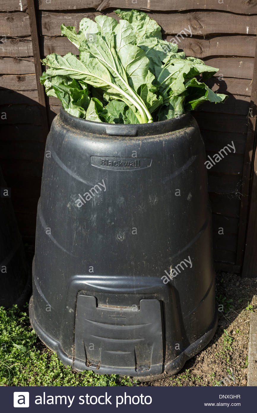 Compost Bin Stock Photos & Compost Bin Stock Images - Alamy