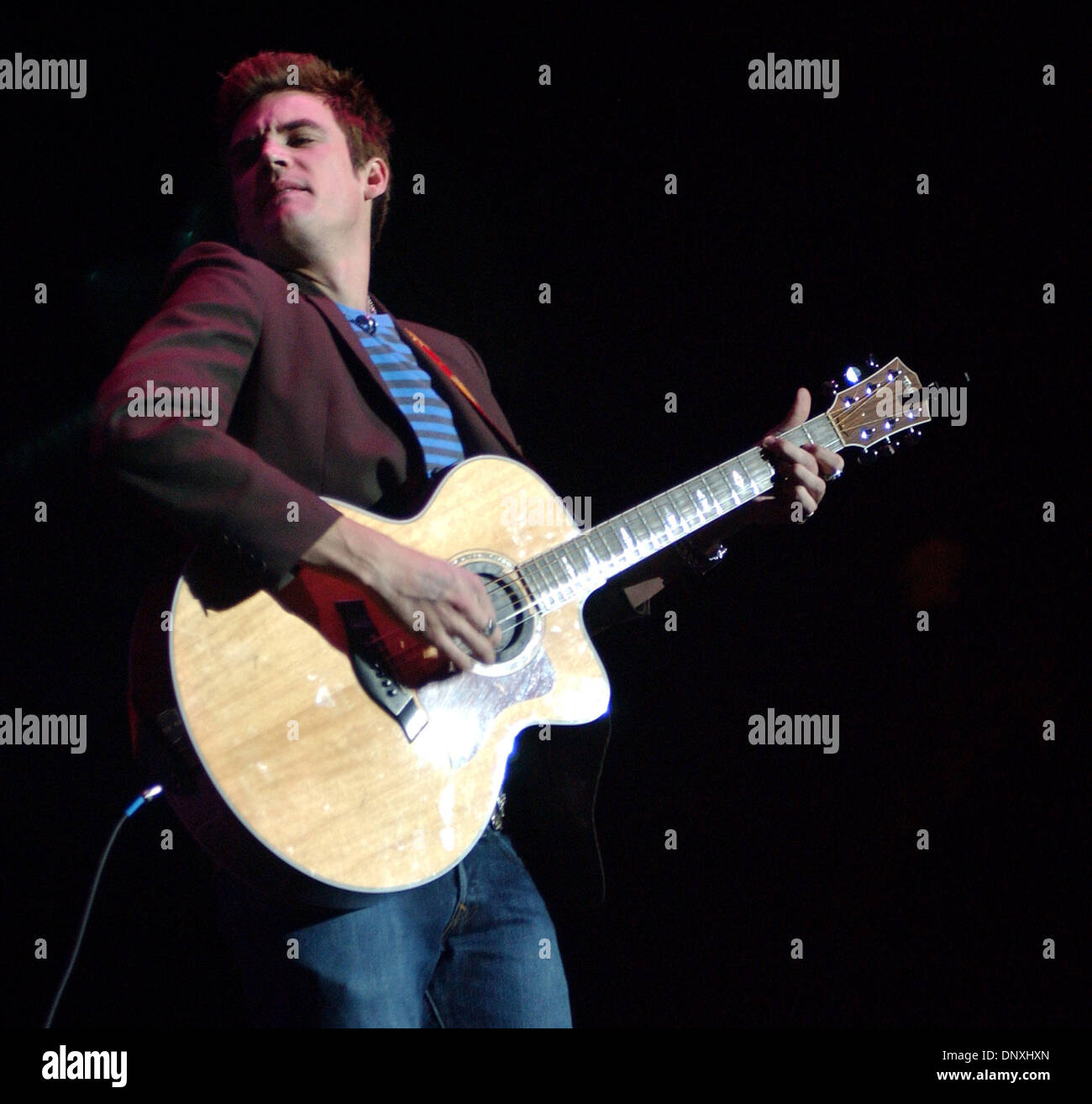 Tyler hilton walk the line hi-res stock photography and images - Alamy