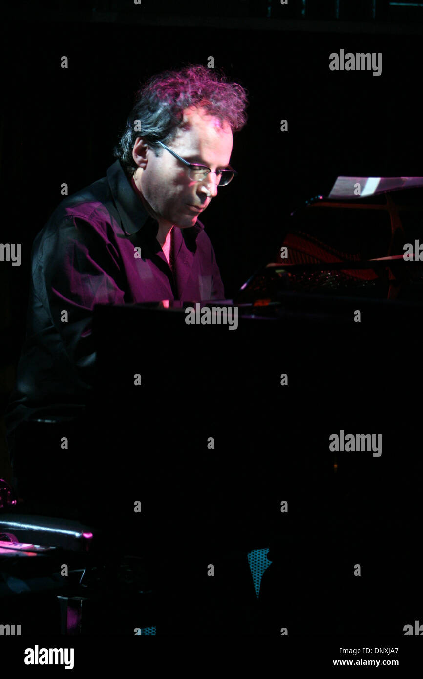 Froom hi-res stock photography and images - Alamy