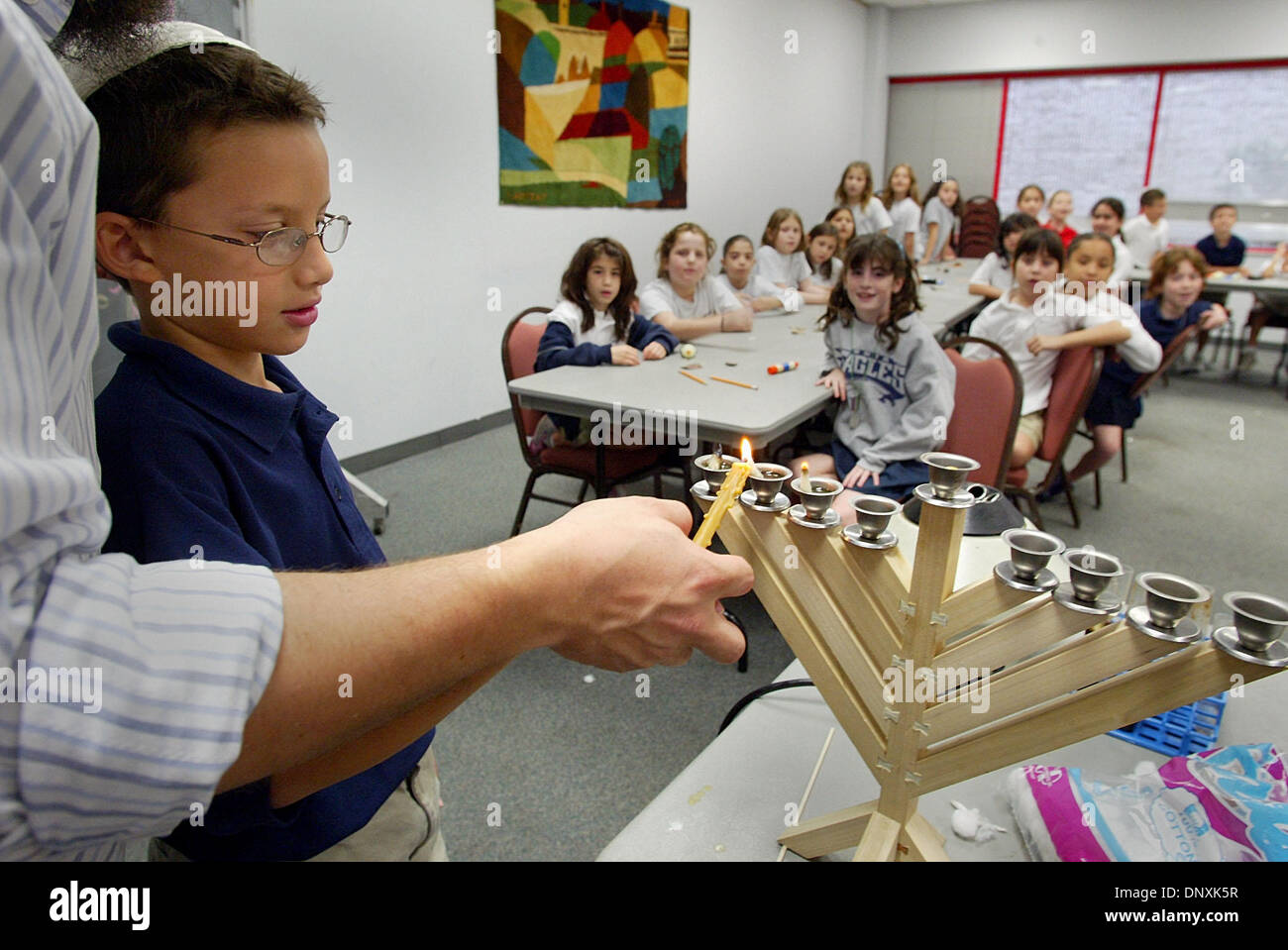 Pressing oil hi-res stock photography and images - Alamy