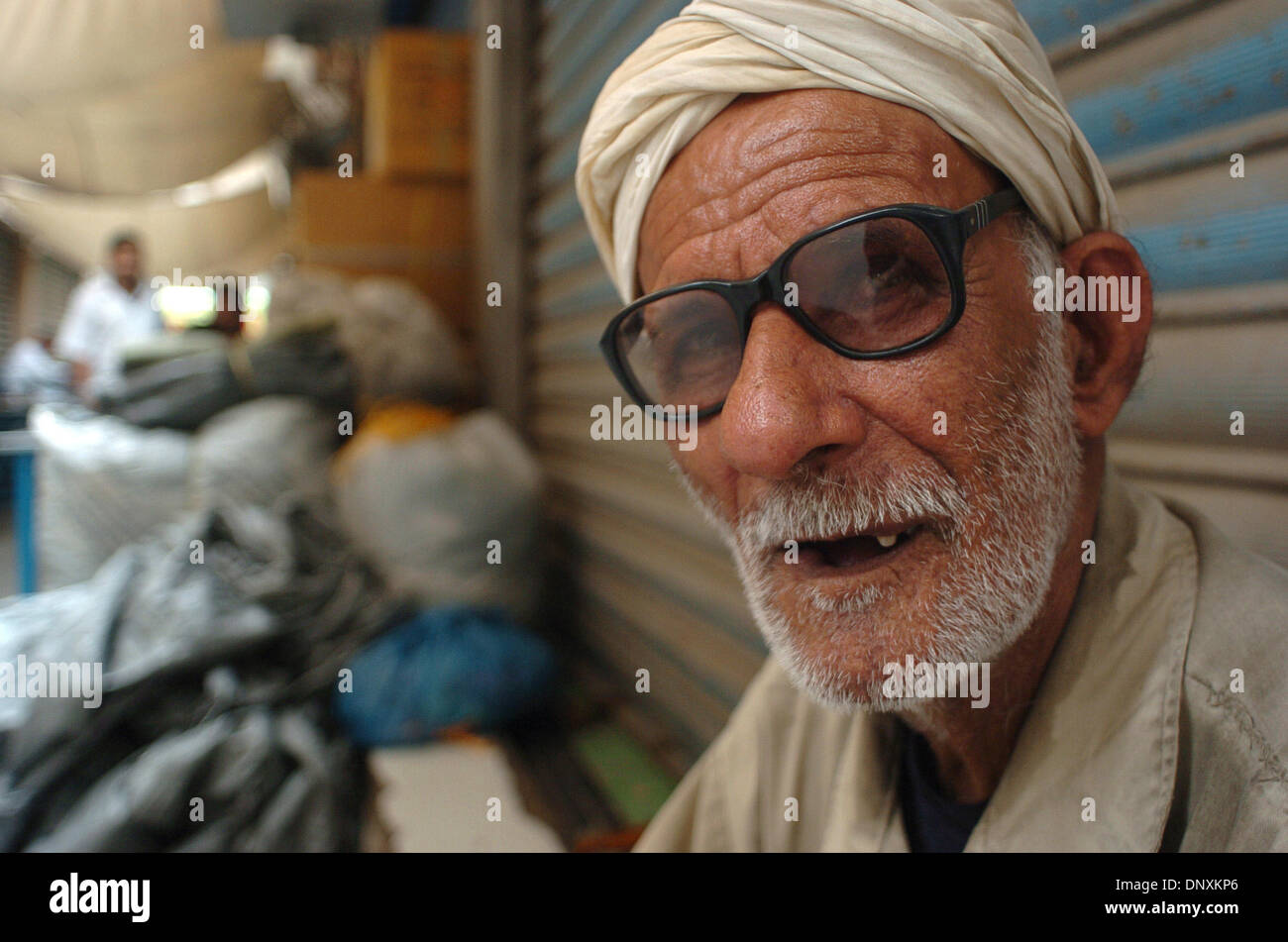 Bahrain saudi arabia causeway hi-res stock photography and images - Alamy