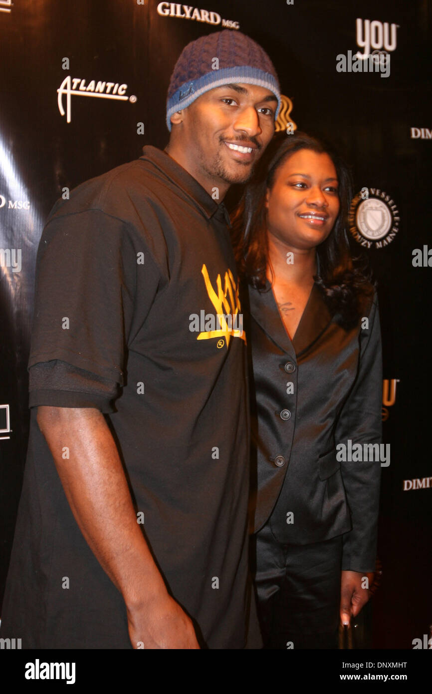 Dec 22, 2005; New York, NY, USA; RON ARTEST arrives at Dons and Diva's ...