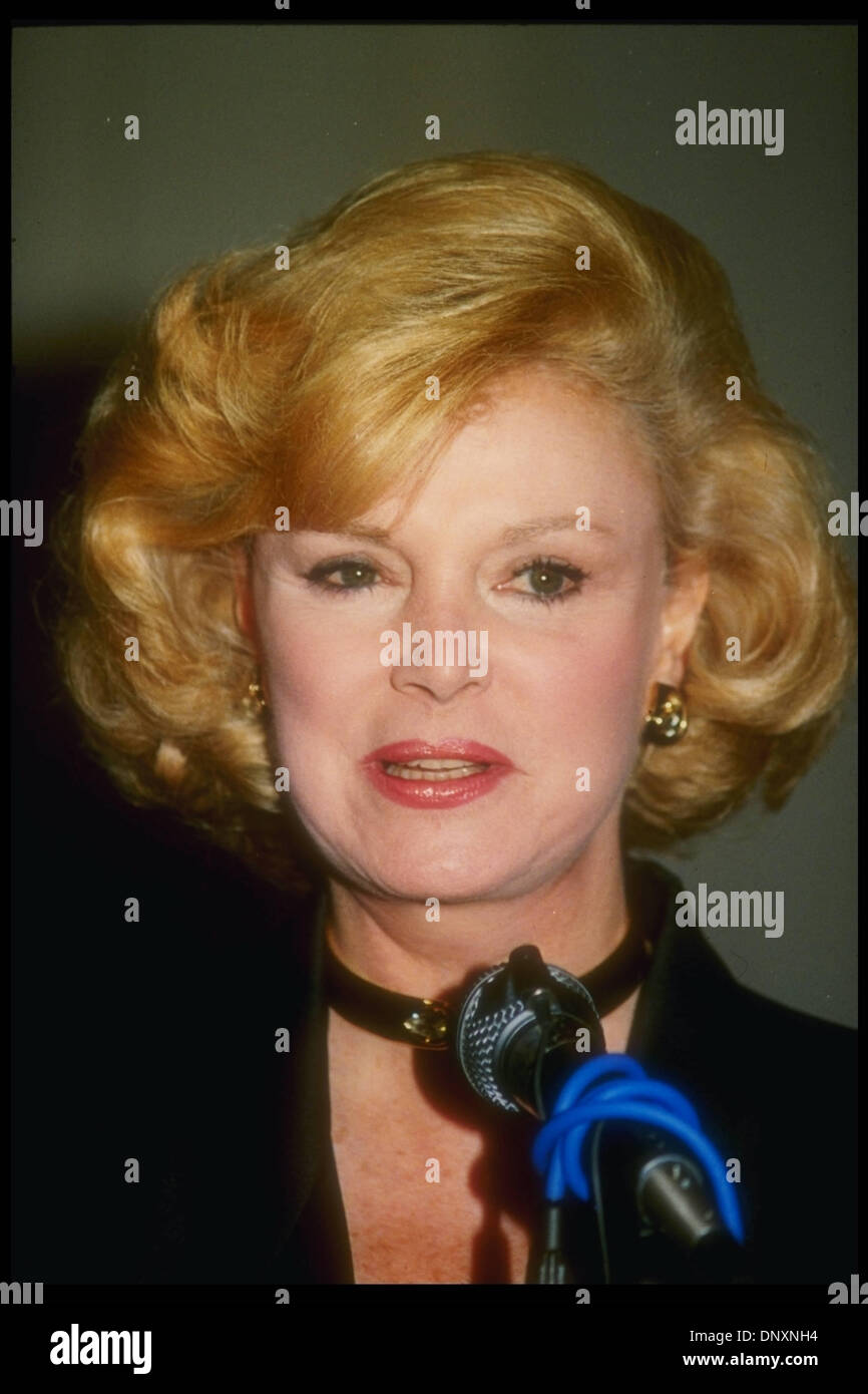 Barbara sinatra High Resolution Stock Photography and Images - Alamy