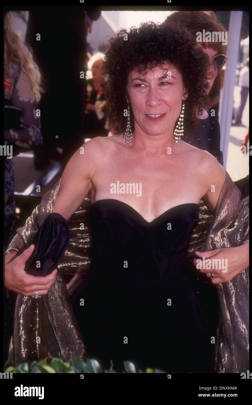 Hollywood, CA, USA; Actress RHEA PERLMAN in an undated photo ...