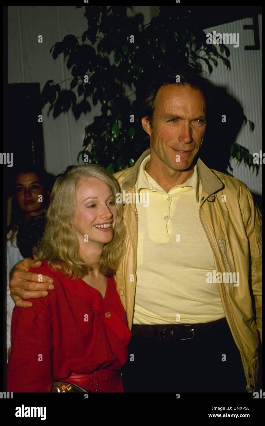 Sondra locke clint eastwood hi-res stock photography and images - Alamy