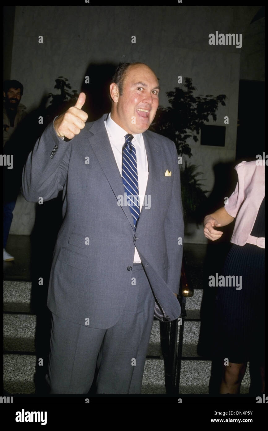 Willard Scott High Resolution Stock Photography and Images - Alamy