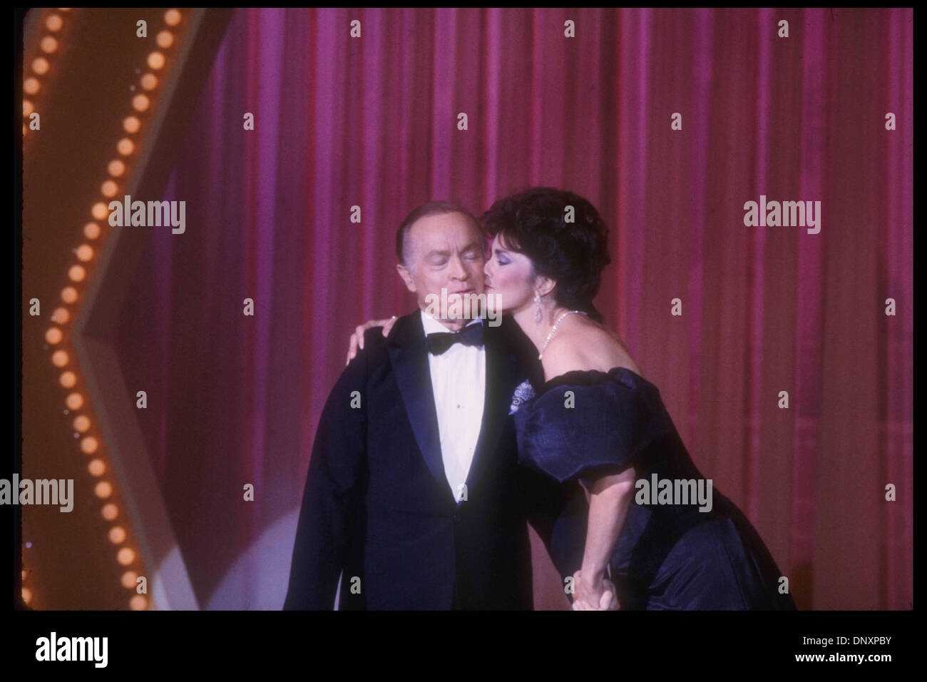 Bob male actors kissing with others actresses lynda carter carter hi ...