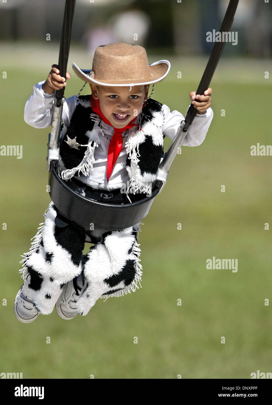 Boy in cowboy outfit halloween hi-res stock photography and images - Alamy